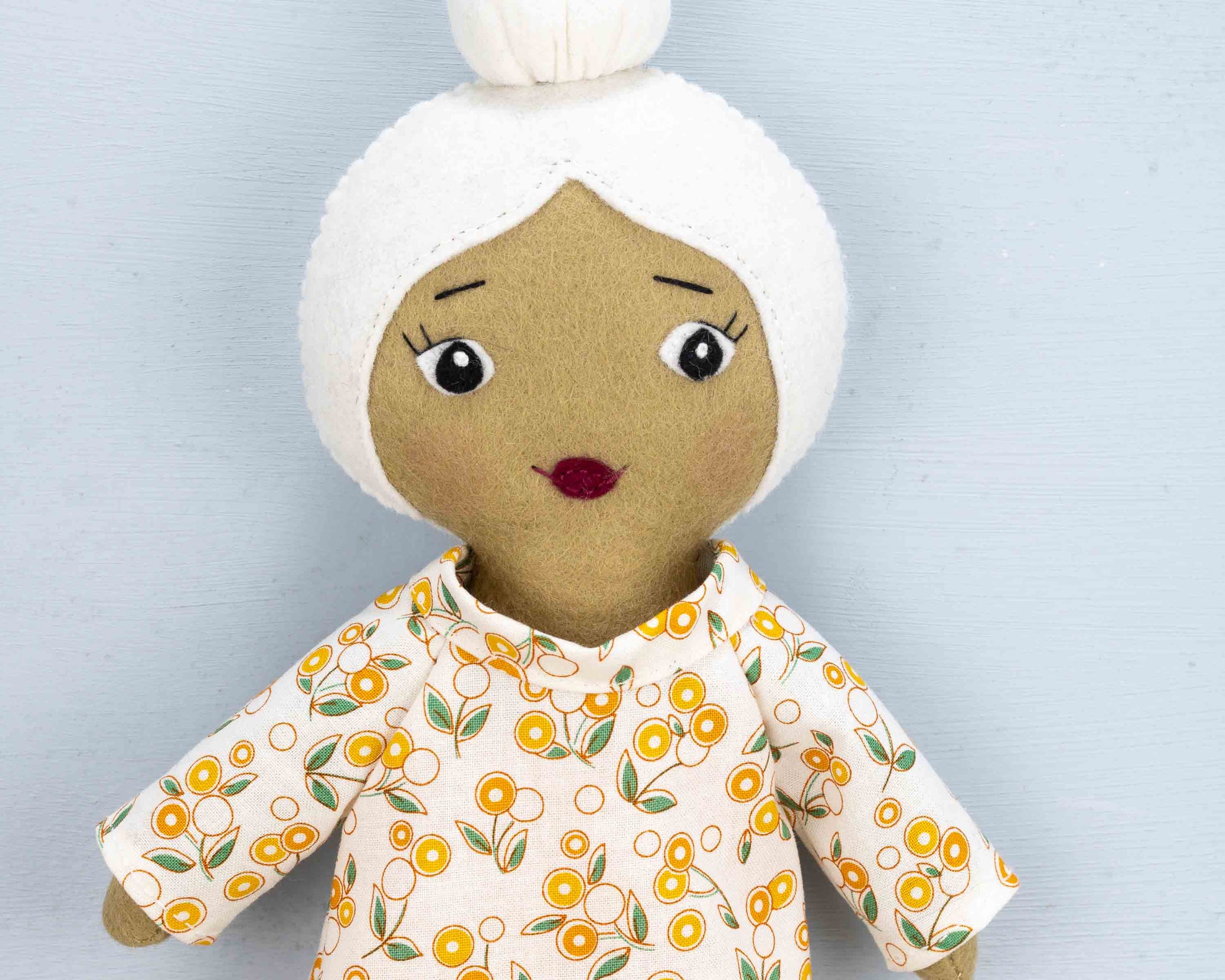 Daisy Felt Doll Sewing Pattern – Tilly & Puffin