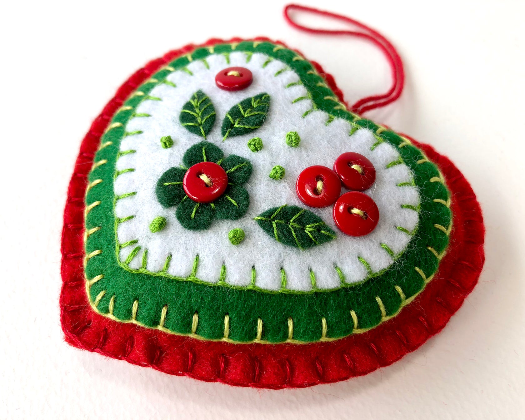Heart Christmas Ornament PDF Sewing Pattern – Tilly & Puffin