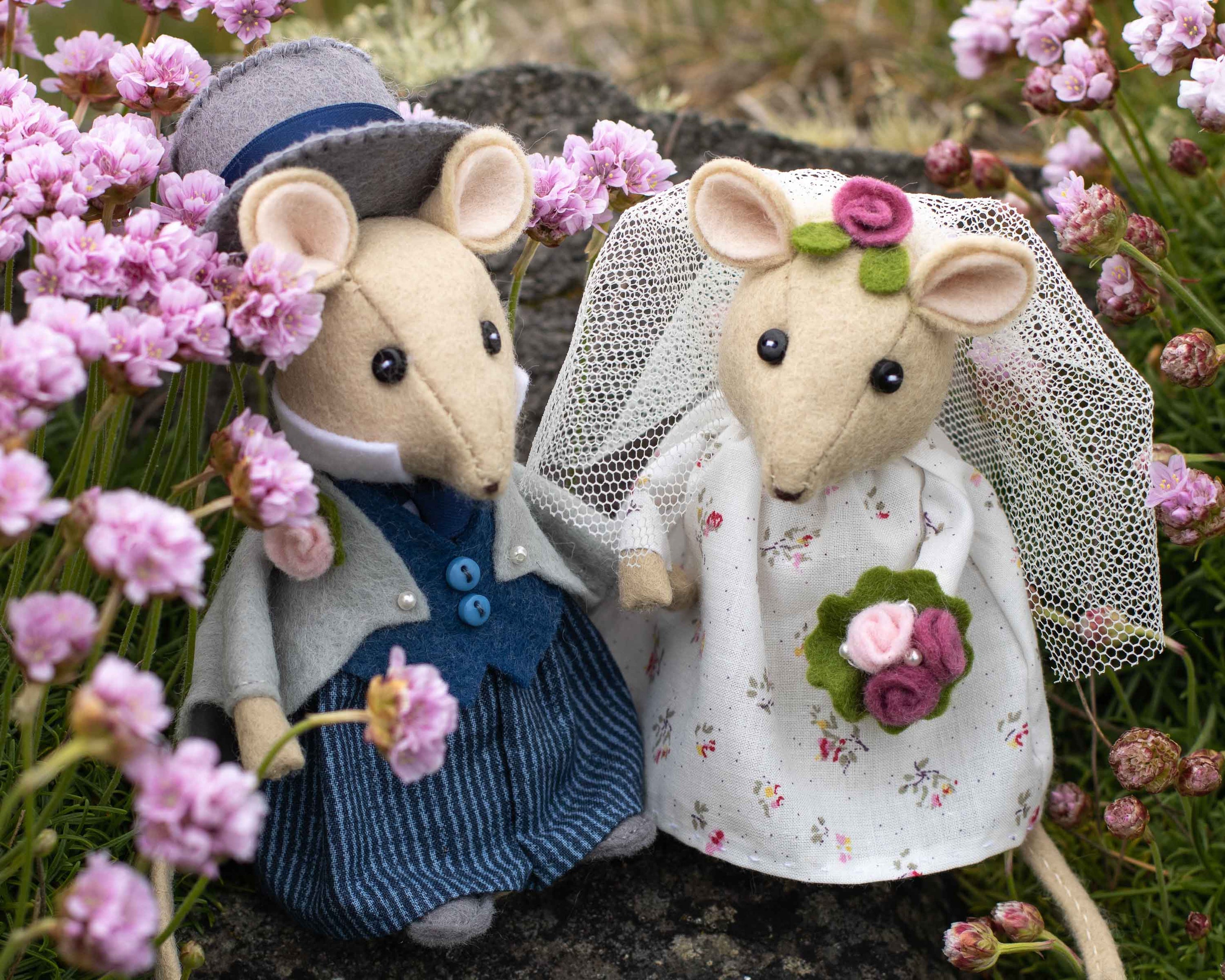 Mice Wedding Cake Topper Sewing Pattern – Tilly & Puffin